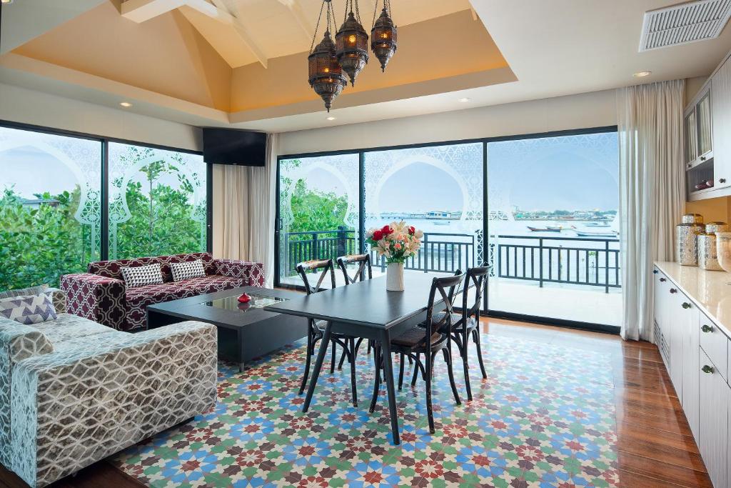 Way Hotel Pattaya - Skyred Thailand | Serve Tour Packages | Activities ...
